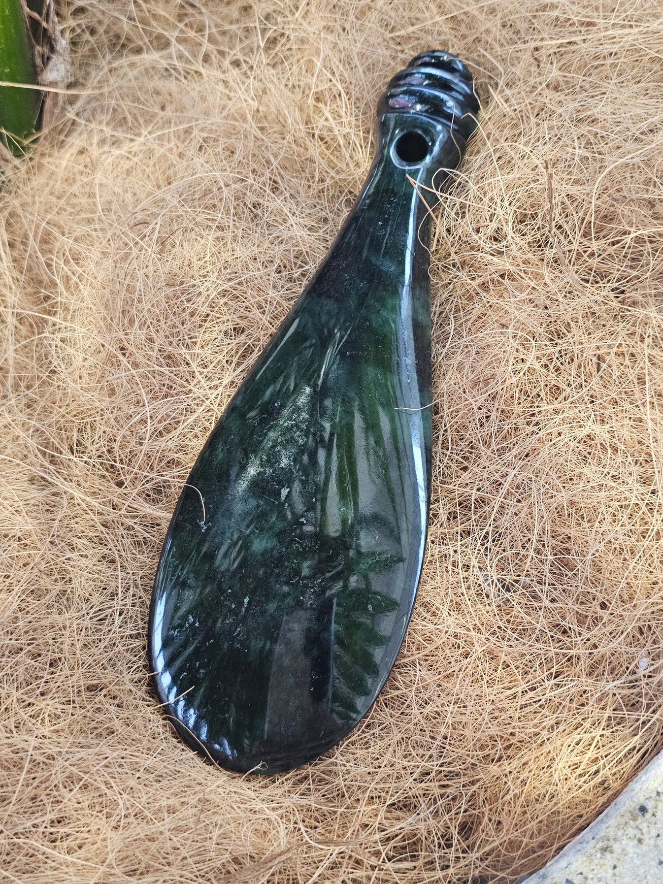 Extra Large Pounamu Greenstone Patu Club Pendant 200x60 mm – Rivendell Shop