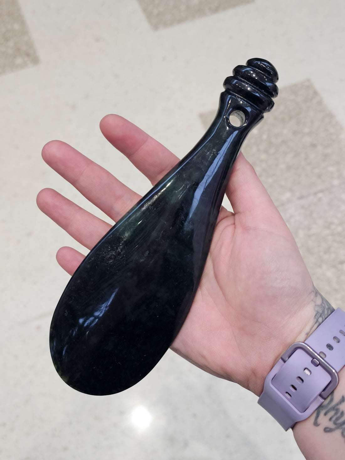 Extra Large Pounamu Greenstone Patu Club Pendant 200x60 mm – Rivendell Shop